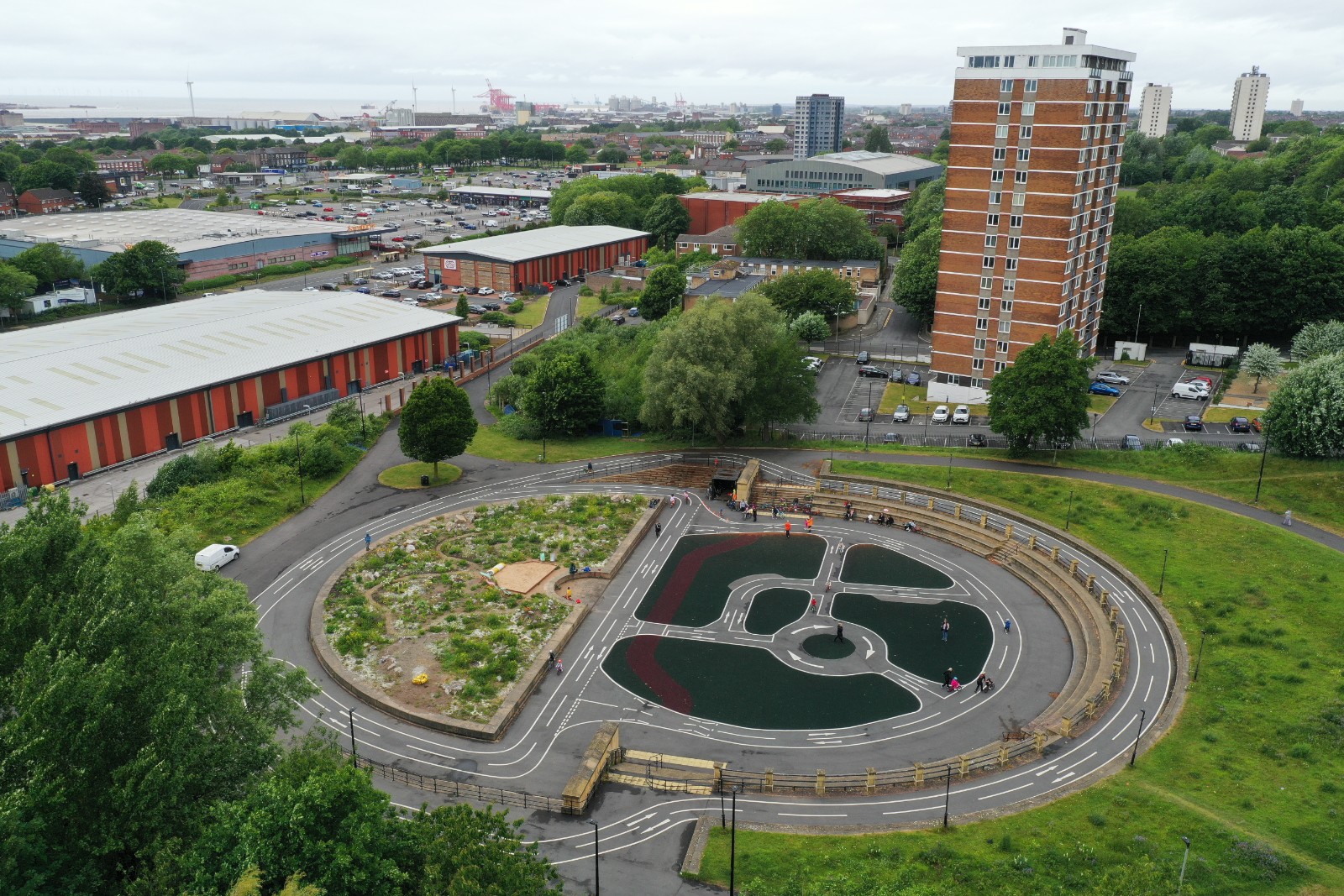 Peloton Mini Roads - Summer HAF with Peloton Liverpool · Eequ