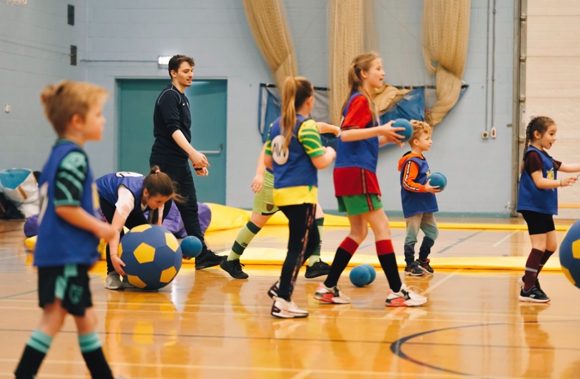 Inflatable Football Fun Camp - Wells with The Football Fun Factory · Eequ