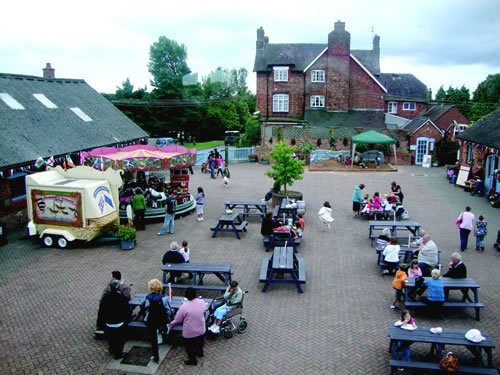 Action for Children Family Amerton Farm with Action for Children · Eequ